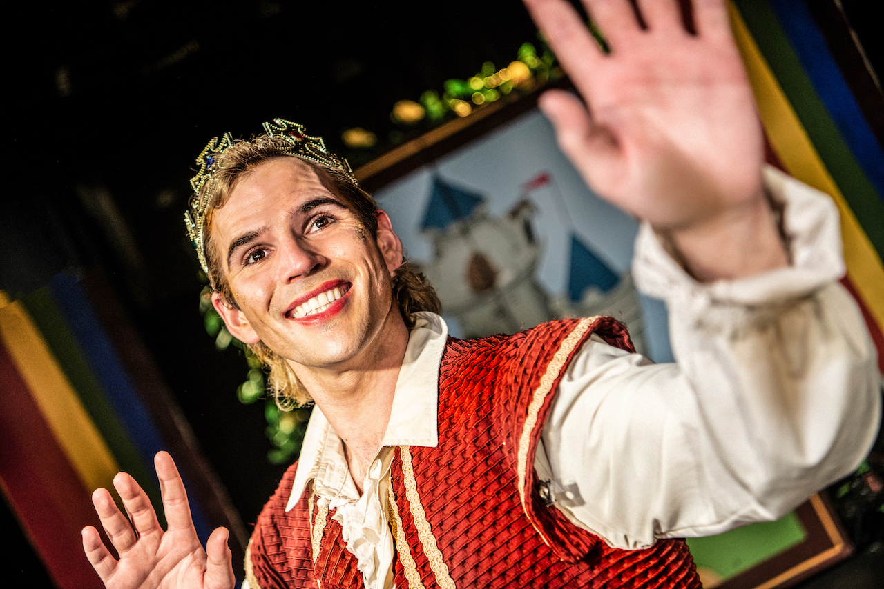 INTERVIEW: A Digital Pint with… Rich Watkins, bringing Queer Joy to ...