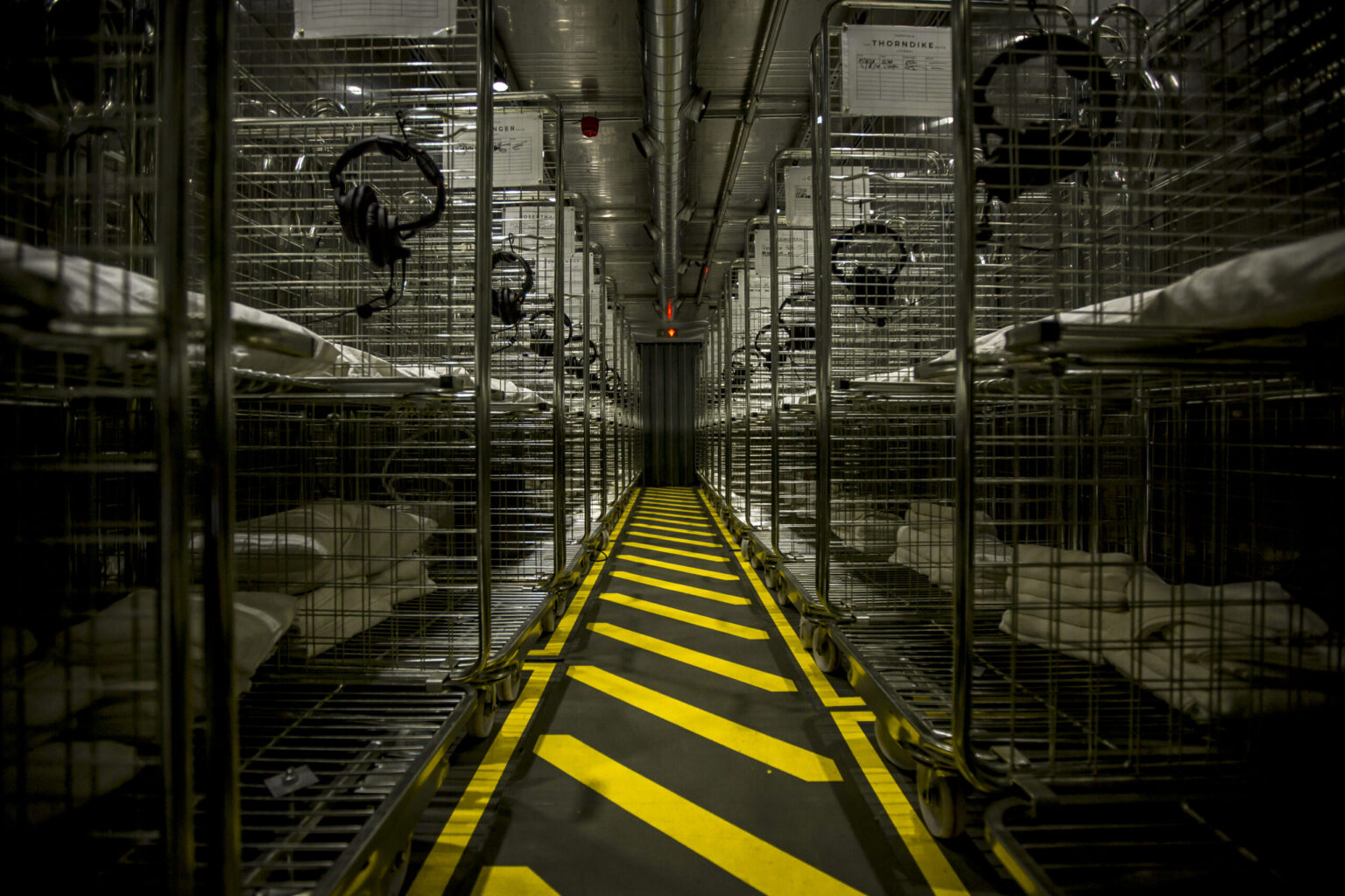 REVIEW: EULOGY, Darkfield, EdFringe 2025 ★★★ – Binge Fringe Magazine